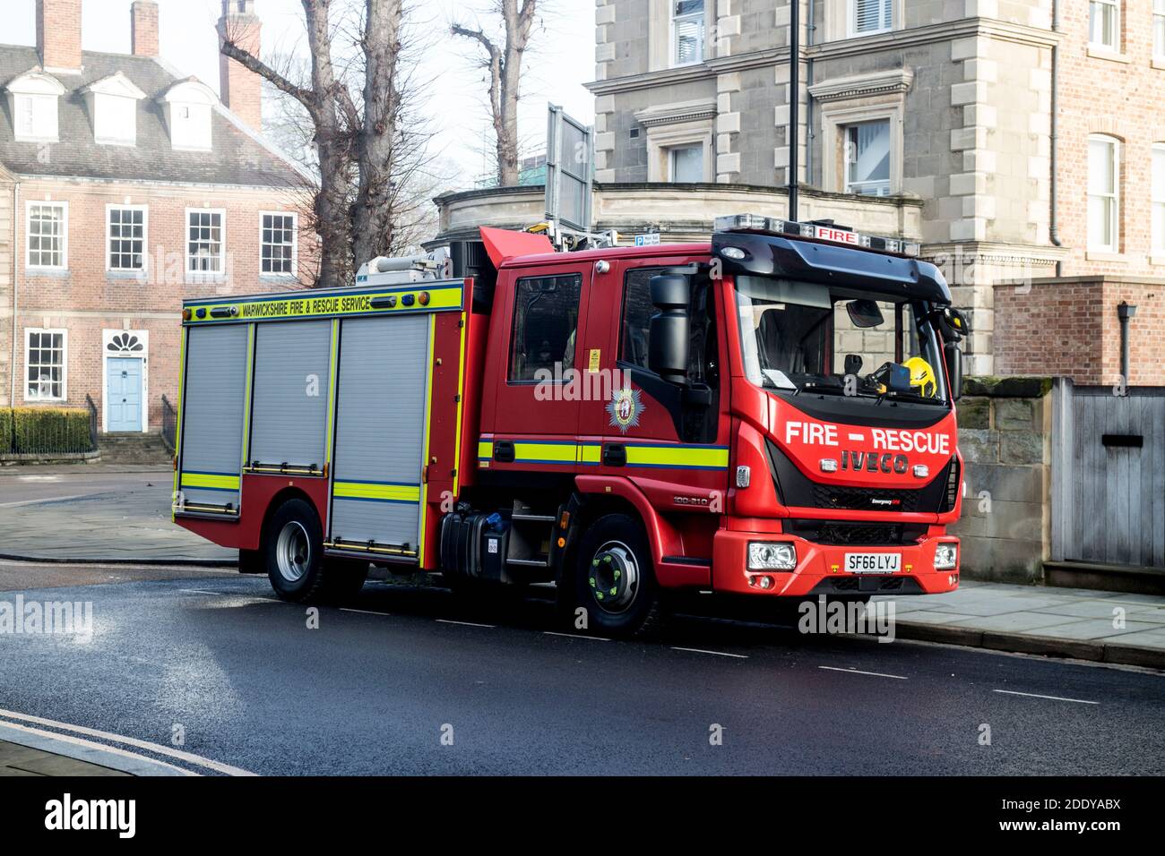 Emergency fire and rescue vehicles hi-res stock photography and images ...