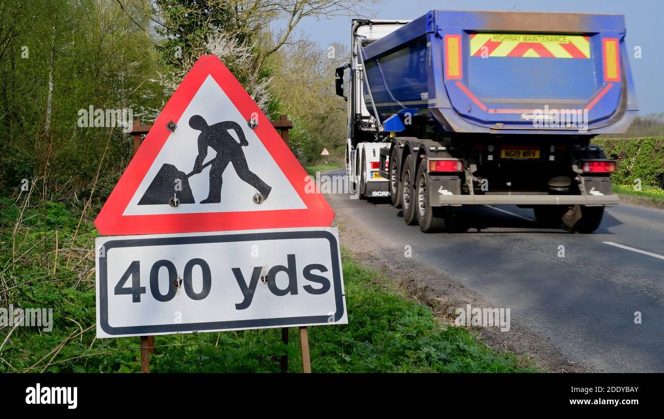 Heavy load sign hi-res stock photography and images - Alamy