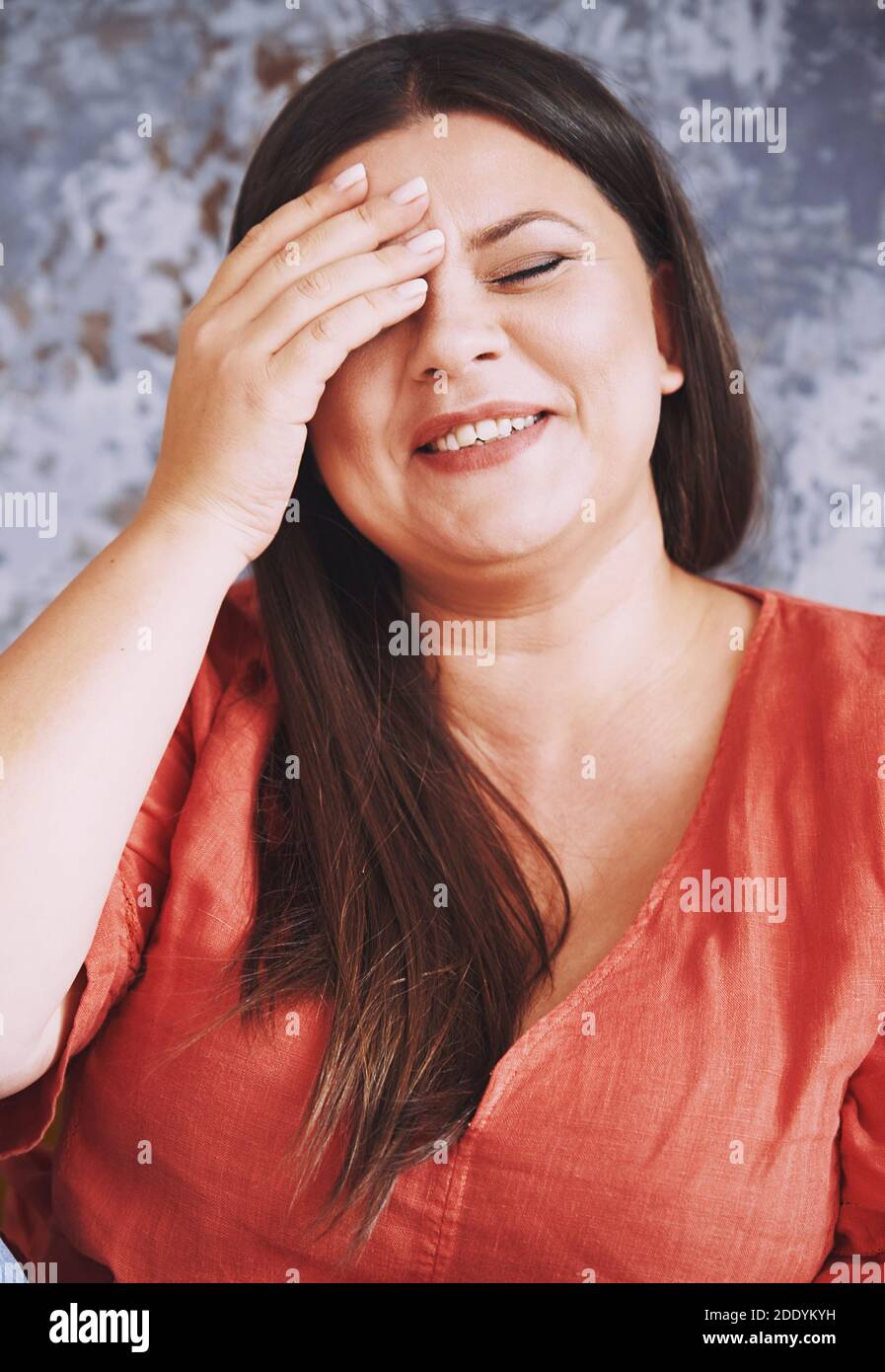 Overweight woman laughing hi-res stock photography and images - Alamy
