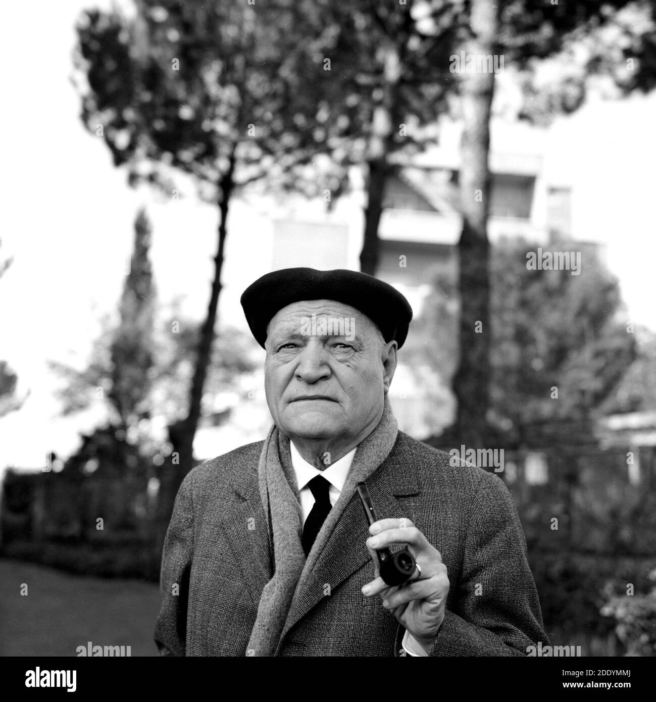 Ungaretti giuseppe hi-res stock photography and images - Alamy