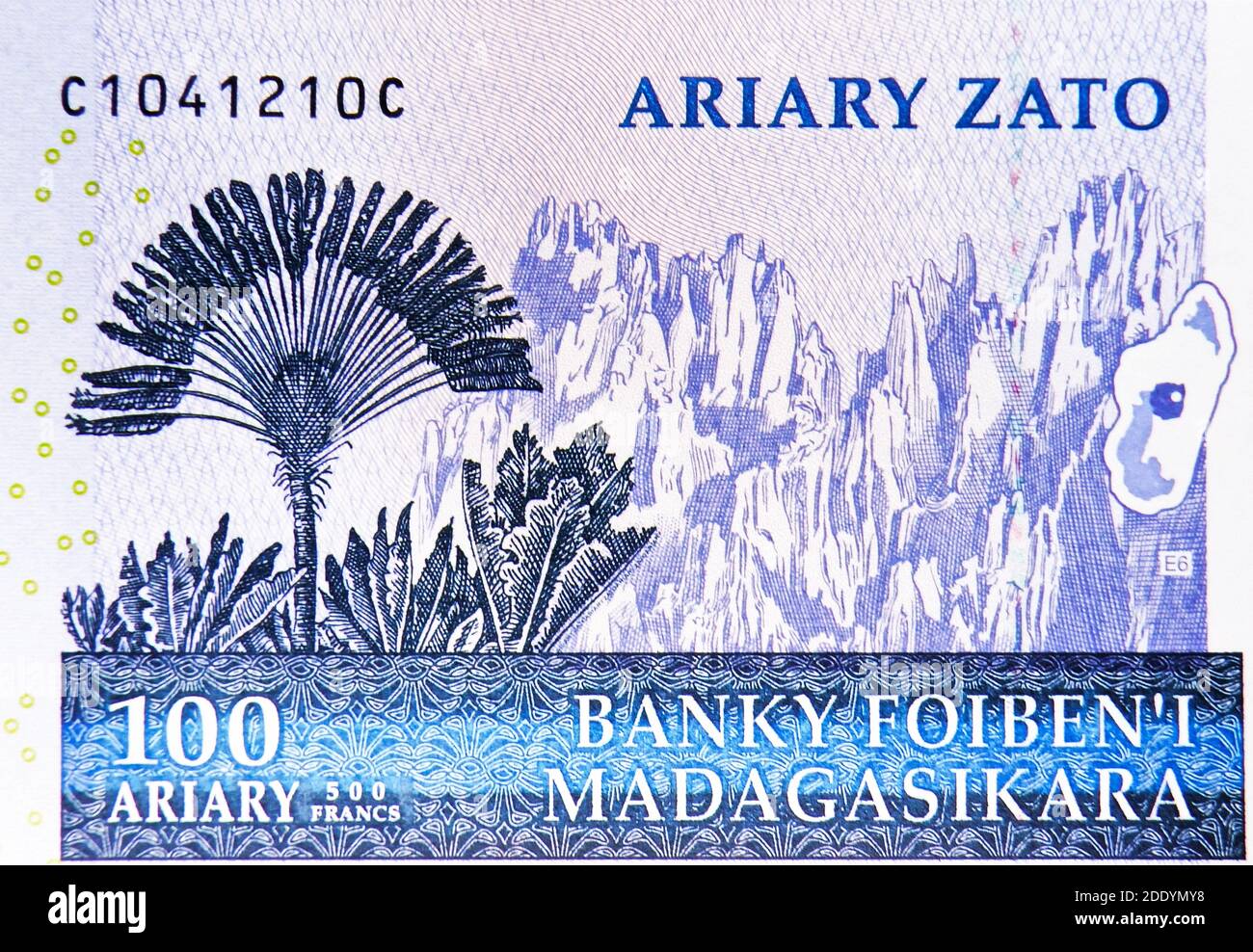 Madagascar bank note hi-res stock photography and images - Alamy