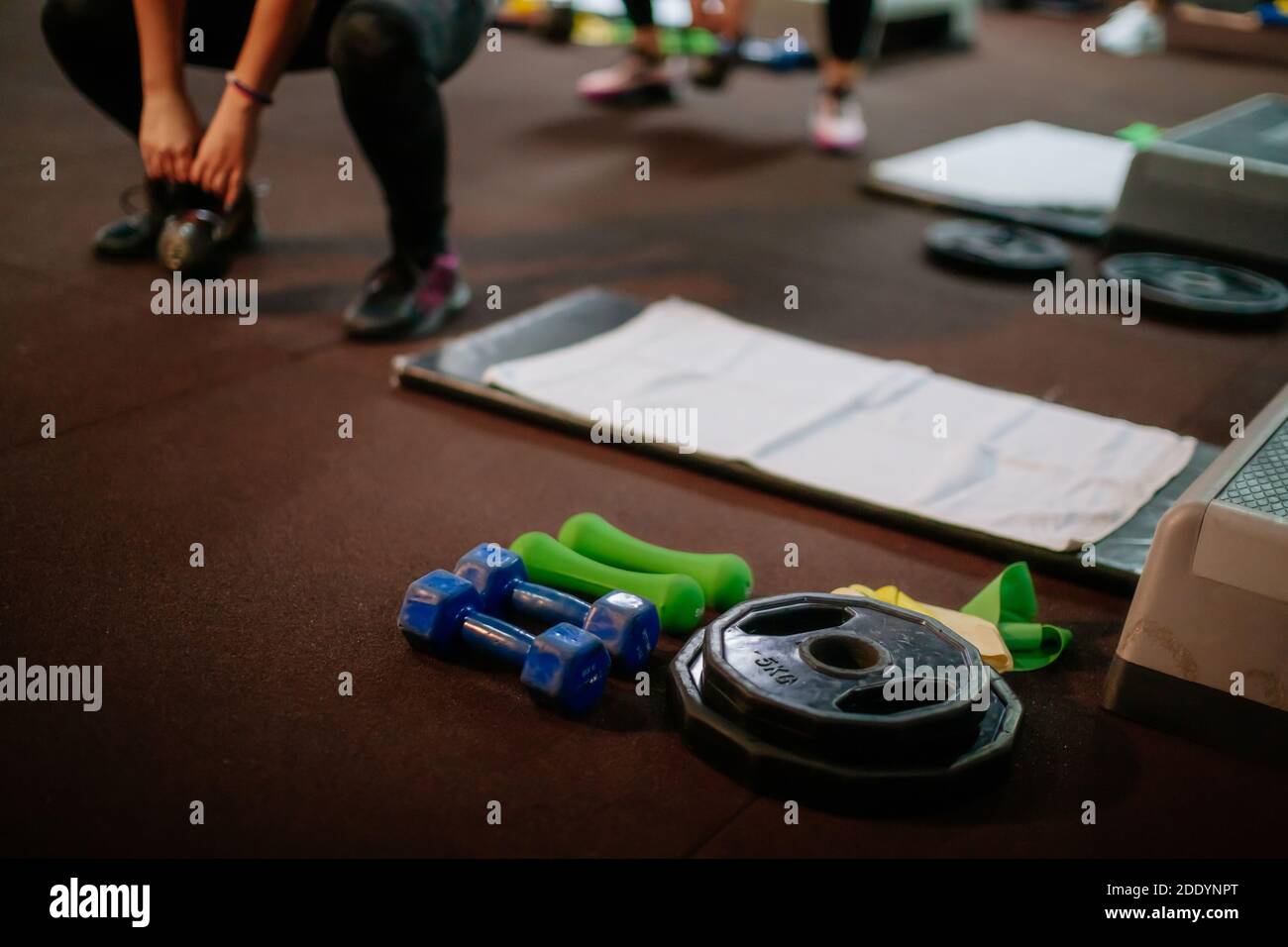 weight fitness plates in gym Stock Photo - Alamy