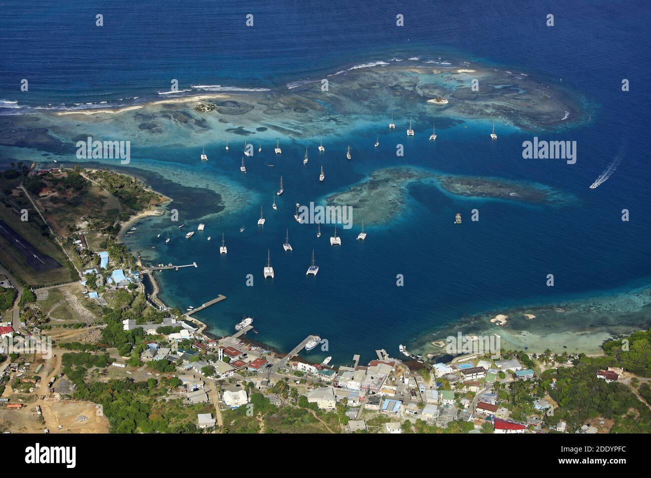 The Caribbean, Saint Vincent and the Grenadines: Union Island with its ...