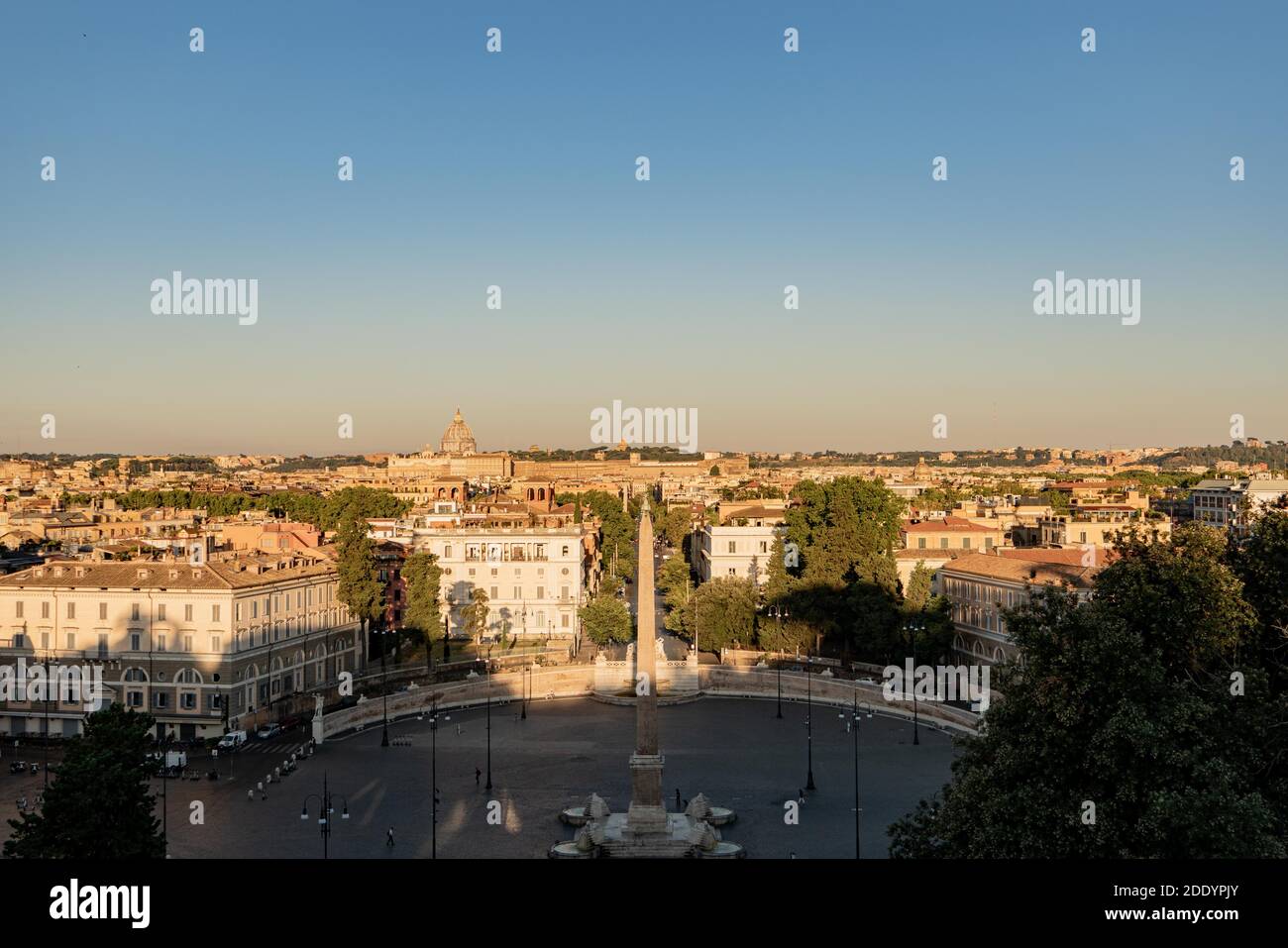 Piazza del Popolo, Roma Stock Photo - Alamy