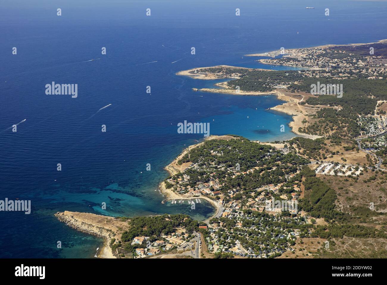Martigues (south-eastern France): Aerial view of the Harbour of Tamaris ...