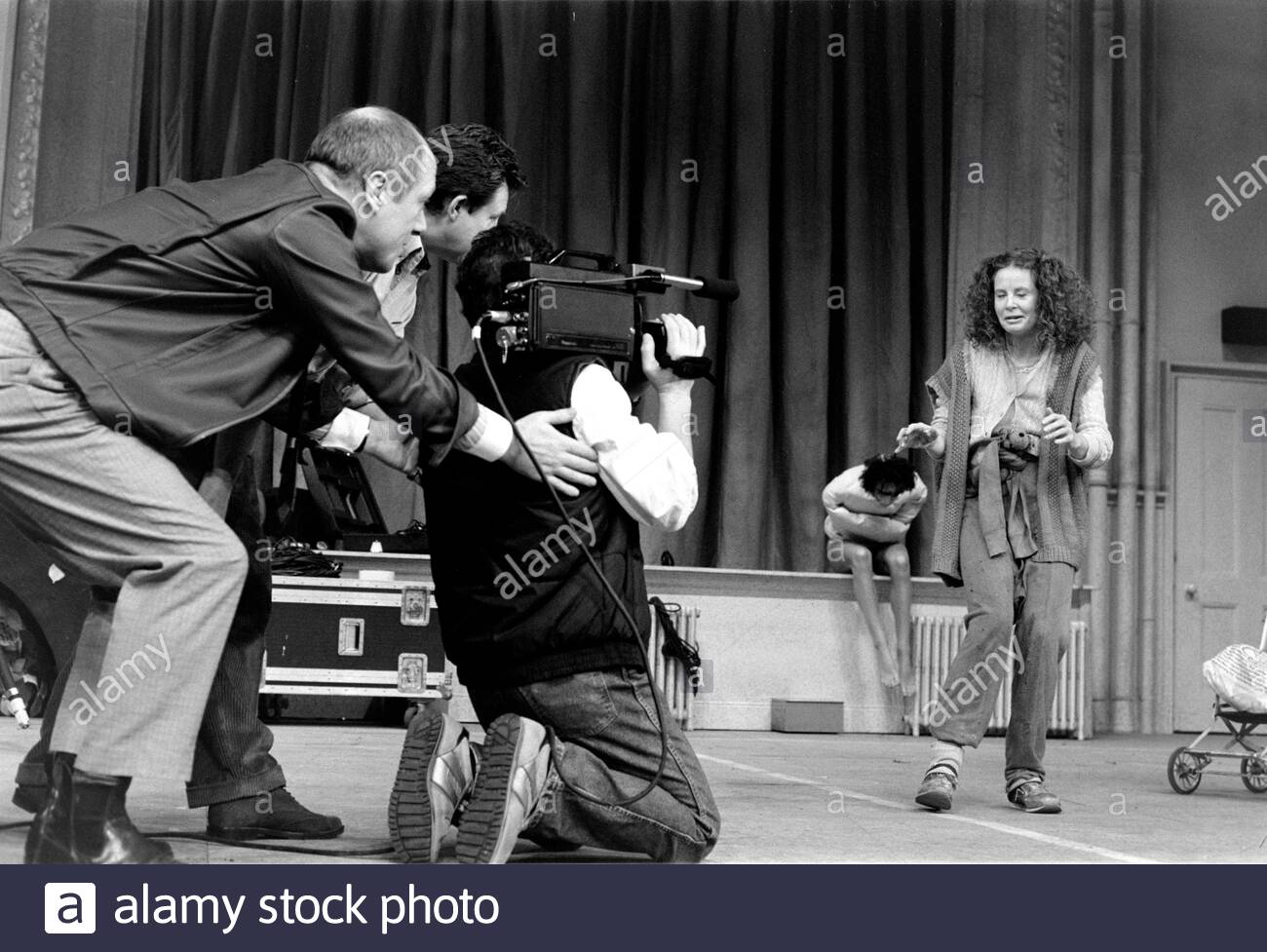 Sarah Miles Actress High Resolution Stock Photography and Images - Alamy