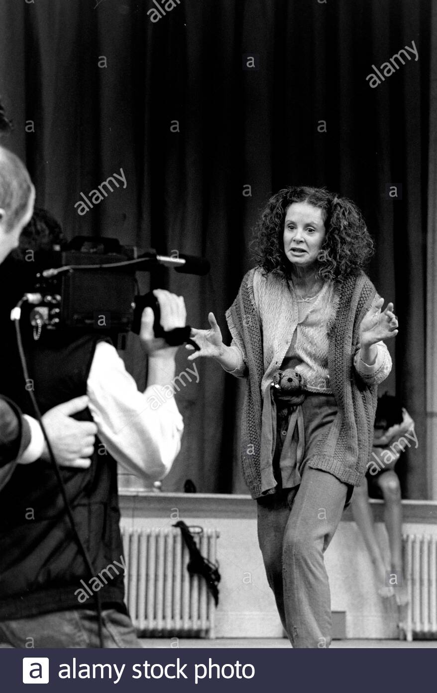 Sarah Miles Actress High Resolution Stock Photography and Images - Alamy