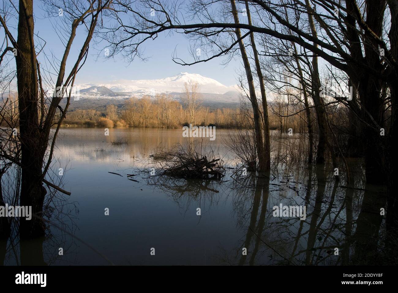 Etna view from lake Gurrida, Sicily Stock Photo - Alamy