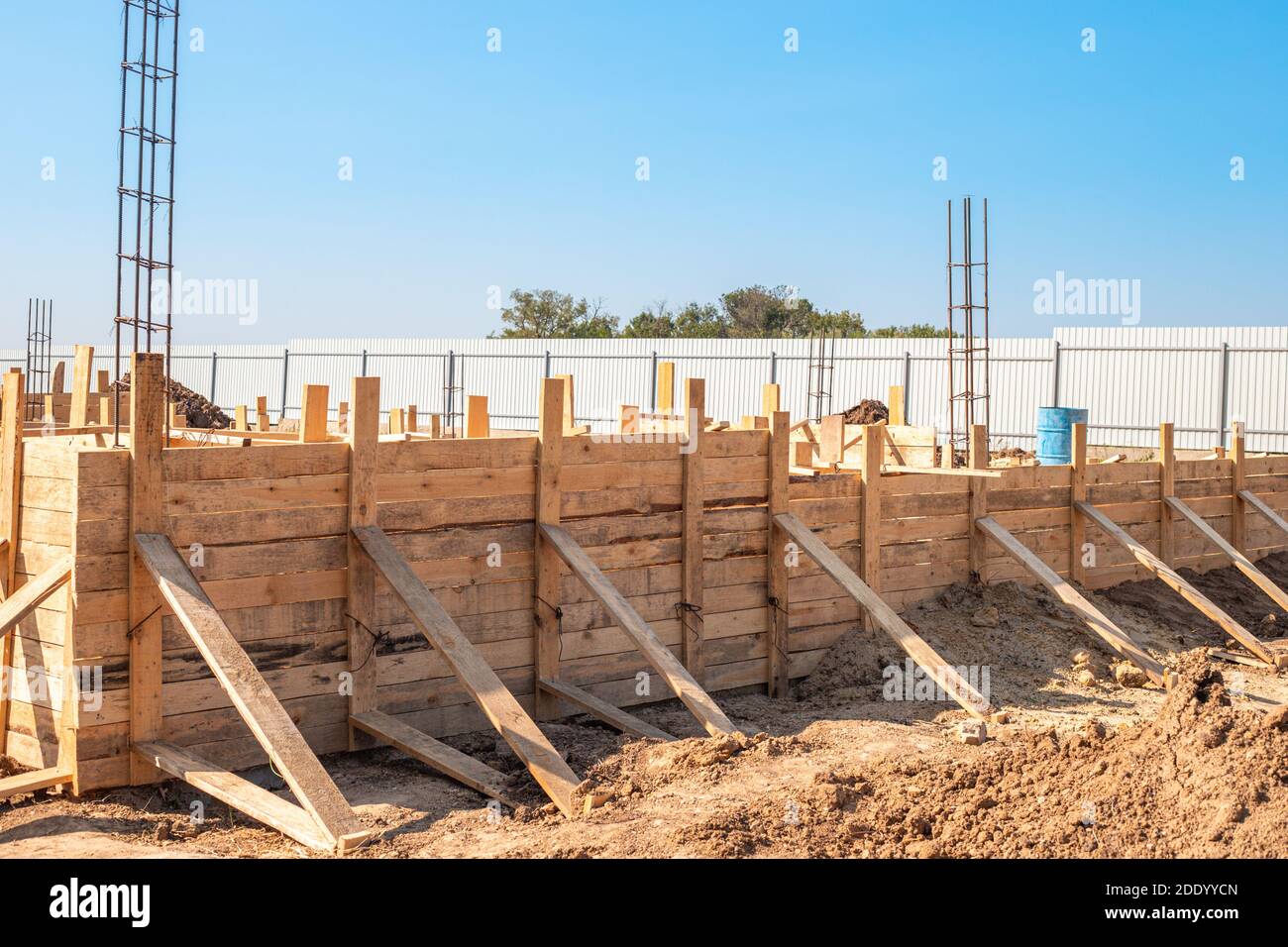 Wooden formwork hi-res stock photography and images - Alamy