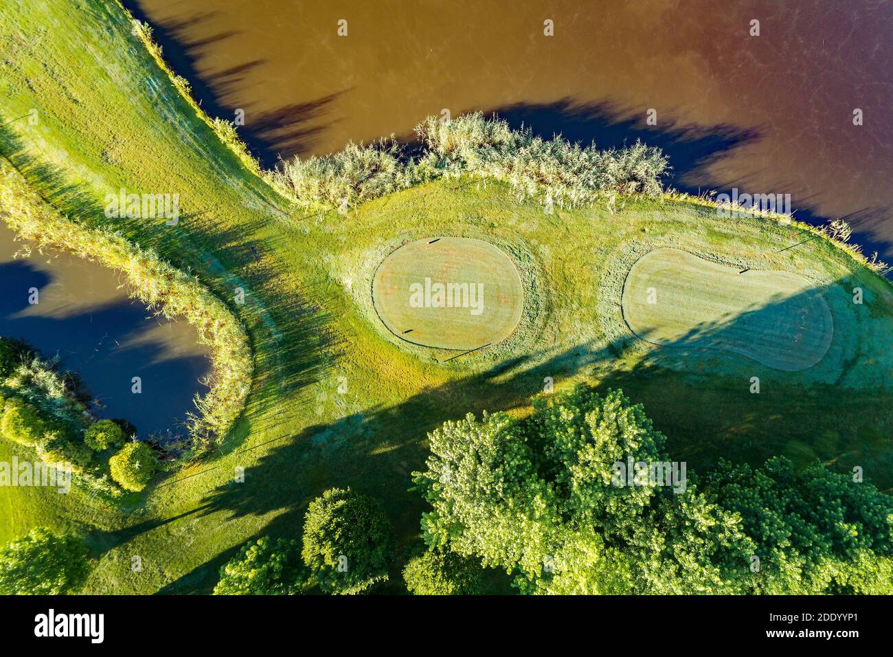 Aerial of golf course hi-res stock photography and images - Alamy