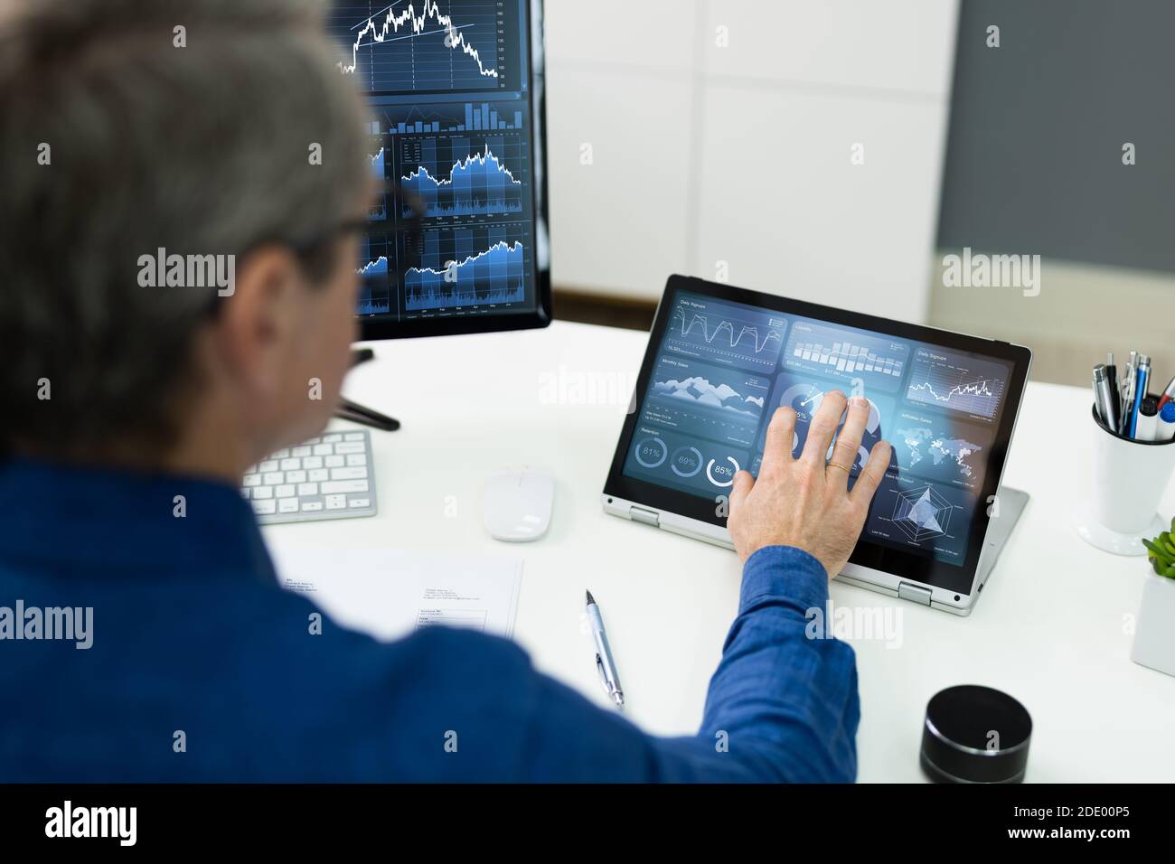 KPI Analytics Business Data Dashboard Technology On Screen Stock Photo ...