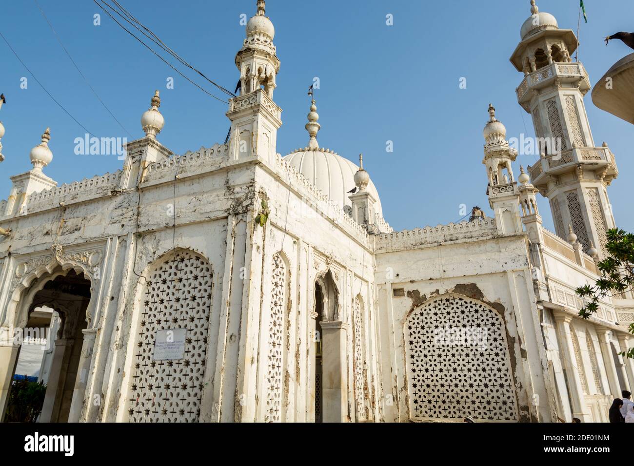 White building of Haji Ali Mosque in Mumbai, built in 1431 and is one ...