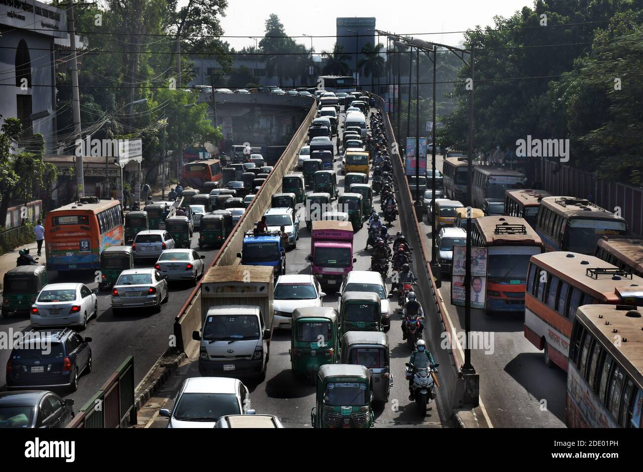 Footage of crowded street hi-res stock photography and images - Alamy