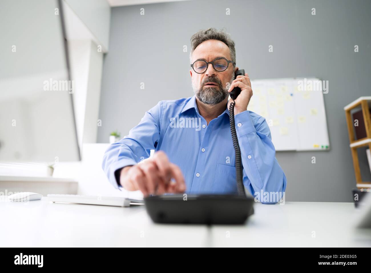 Anonymous telephone call hi-res stock photography and images - Alamy