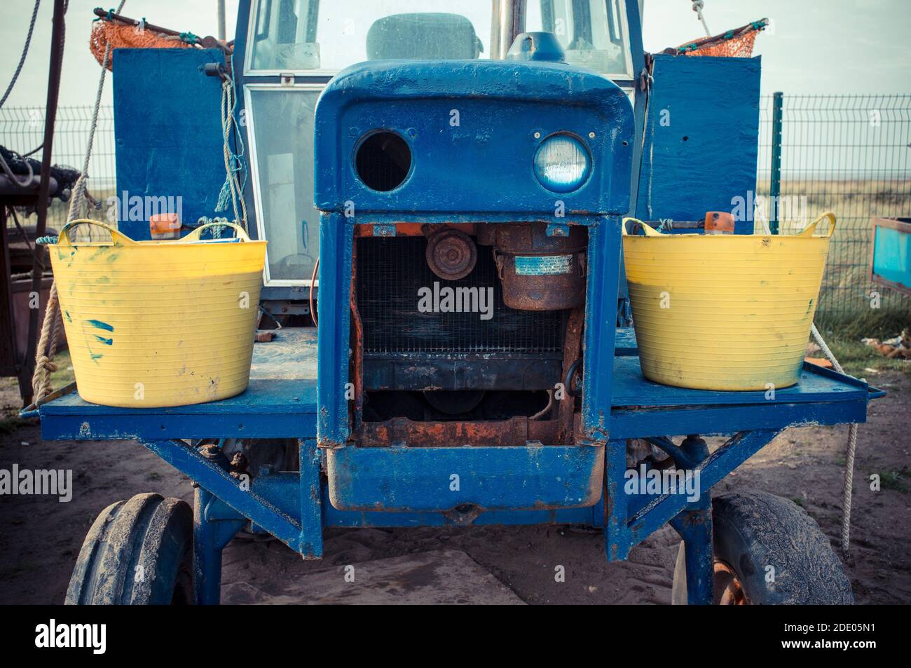 Shrimpers - Amphibious Shrimping Vehicles, Southport Stock Photo - Alamy