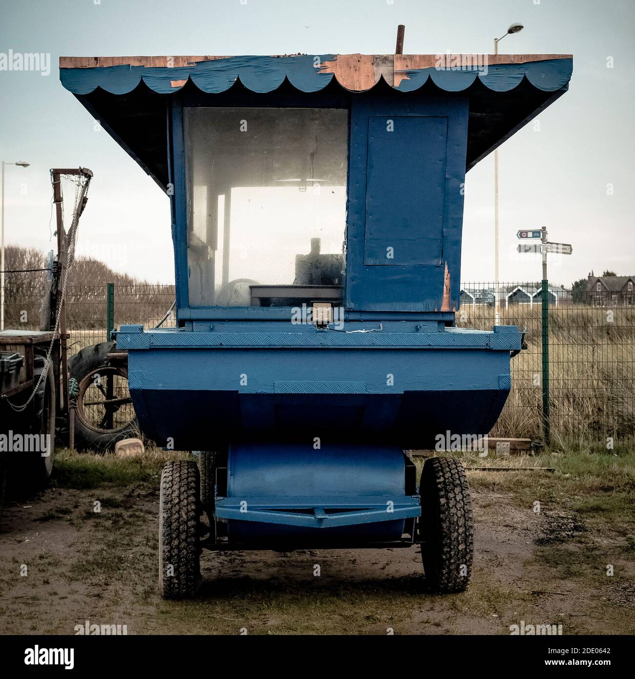 Shrimpers - Amphibious Shrimping Vehicles, Southport Stock Photo - Alamy