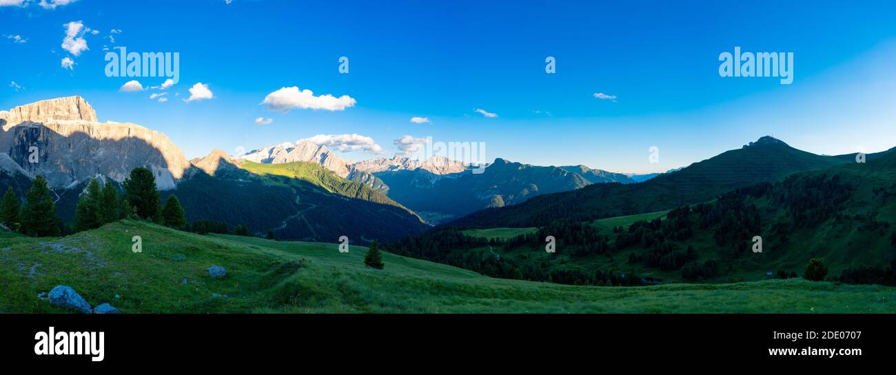 Wonderful landscape of Dolomite Alps during sunset. Dolomites, Italy ...