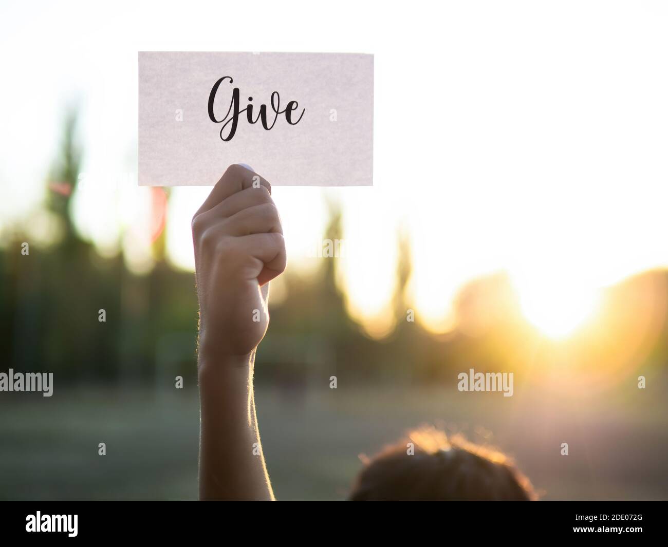 Hand holding setting sun hi-res stock photography and images - Alamy