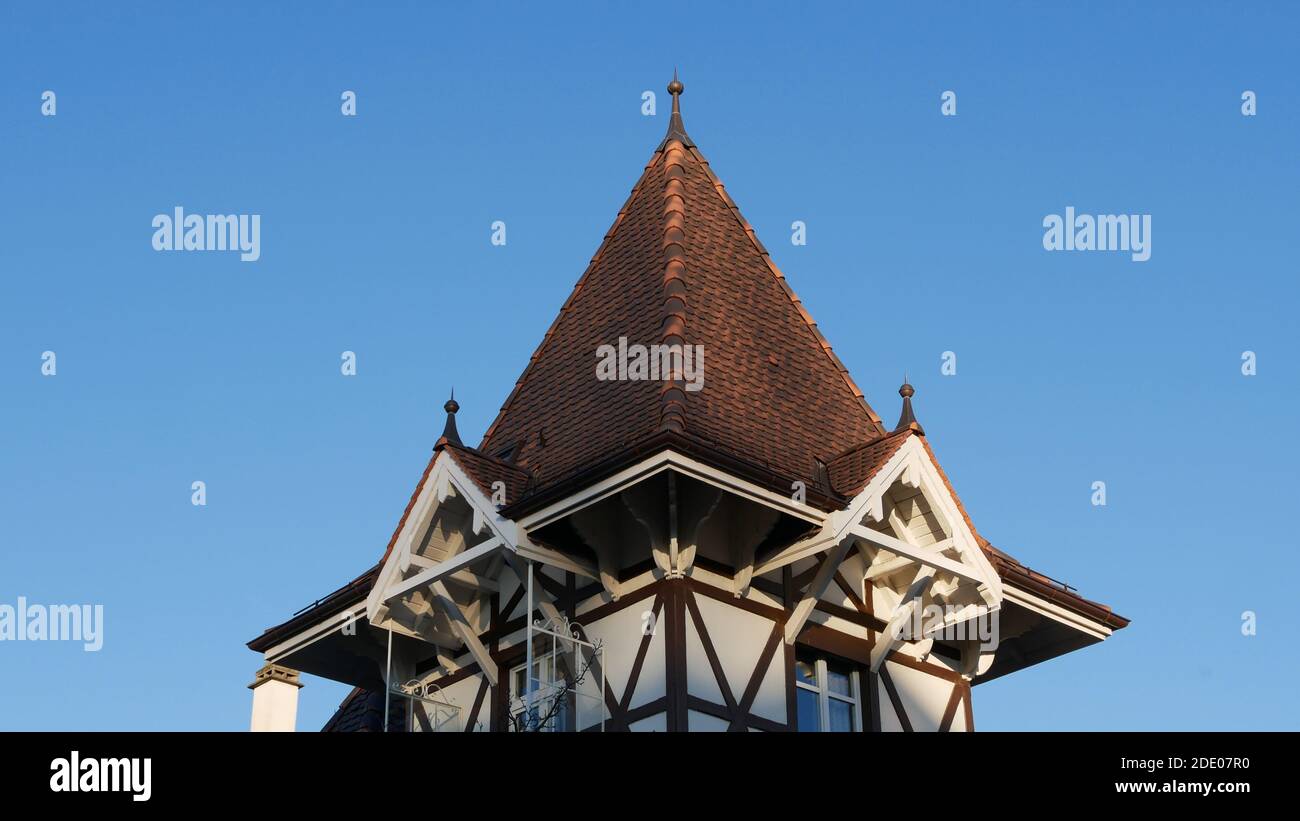 Triangular roof hi-res stock photography and images - Alamy