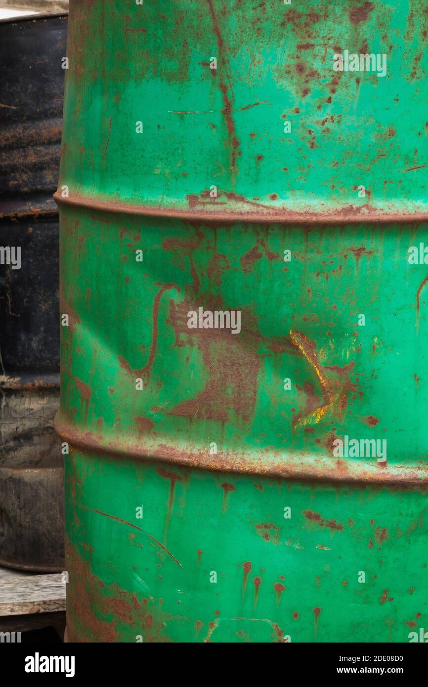 55 gallon drum hi-res stock photography and images - Alamy