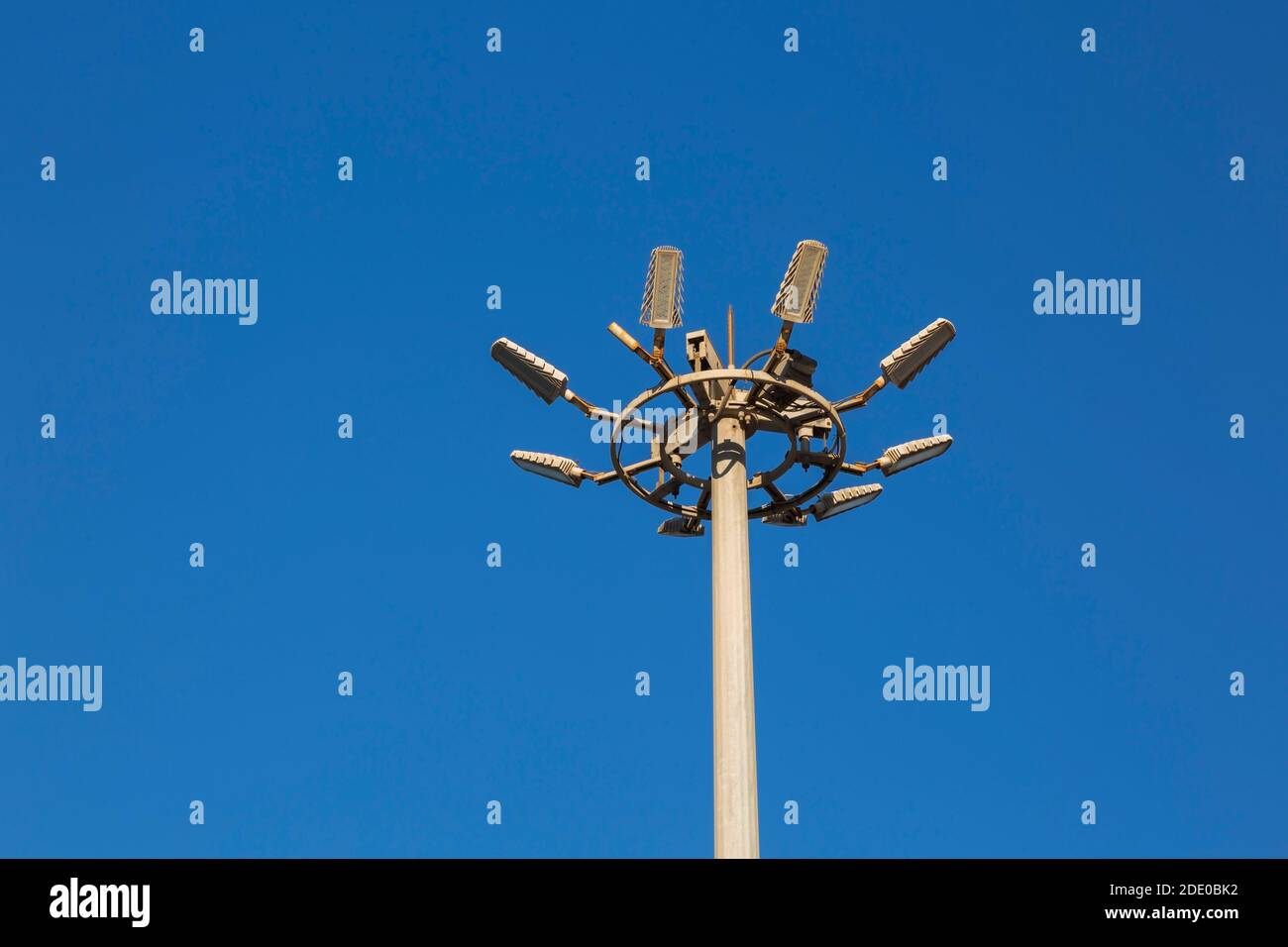 Tall lamppost with multiple rectangular lights Stock Photo - Alamy
