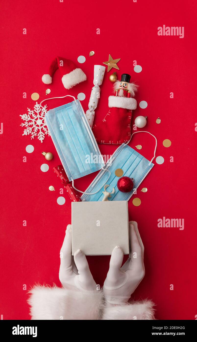 Santa claus mask hi-res stock photography and images - Alamy