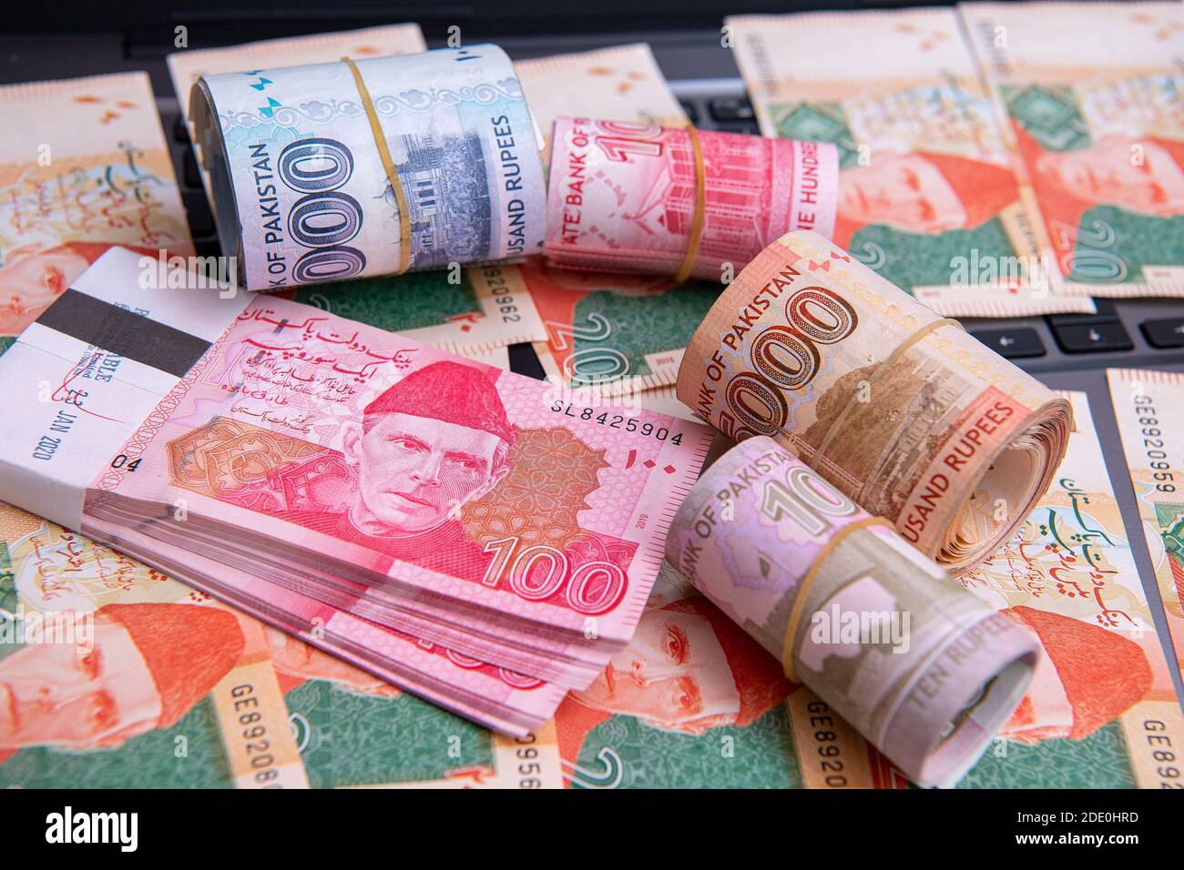 5000 Rupees High Resolution Stock Photography and Images - Alamy