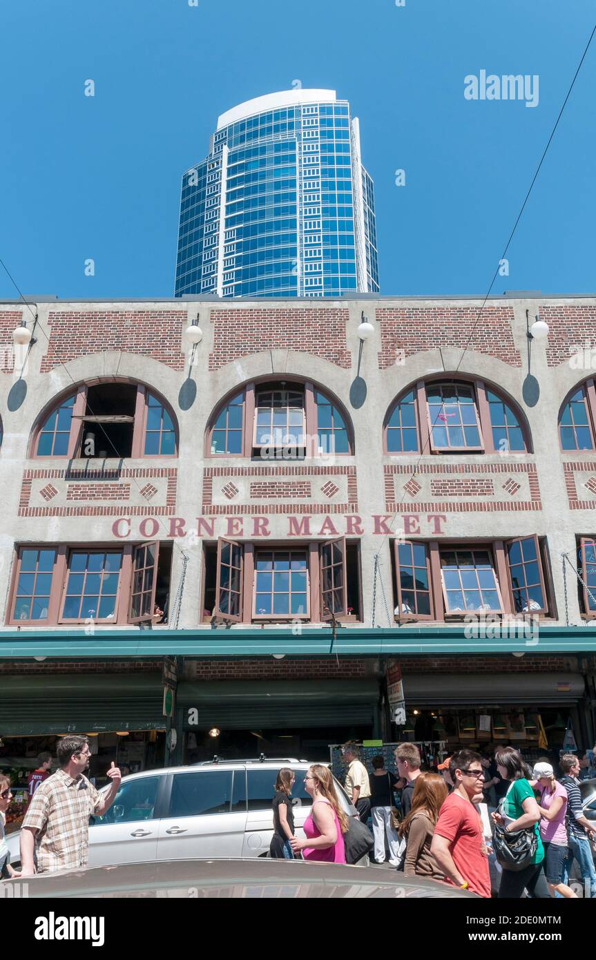 Pike place corner market hi-res stock photography and images - Alamy