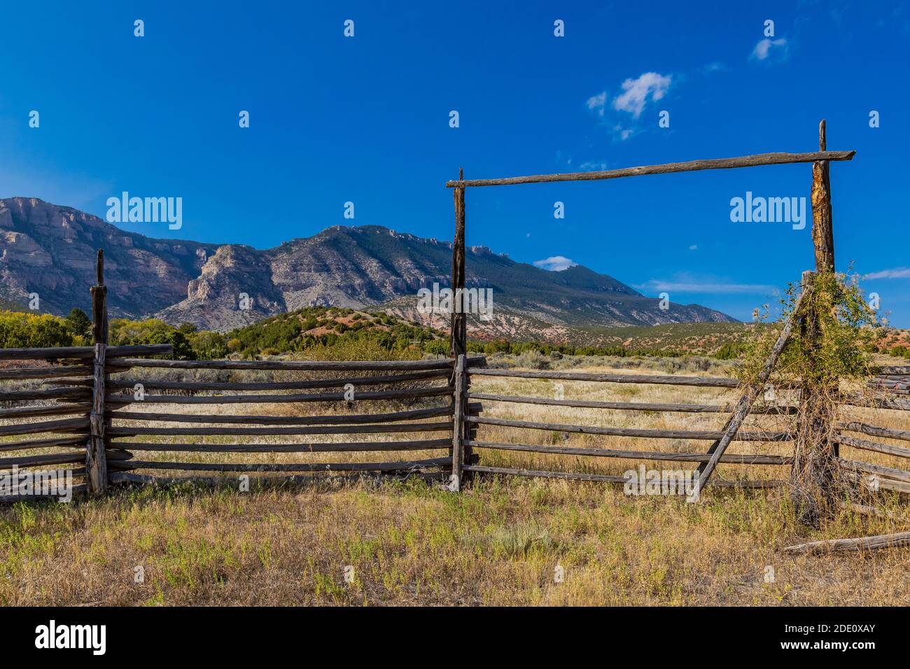 Corral at the historic Ewing-Snell Ranch at Bighorn Canyon National ...