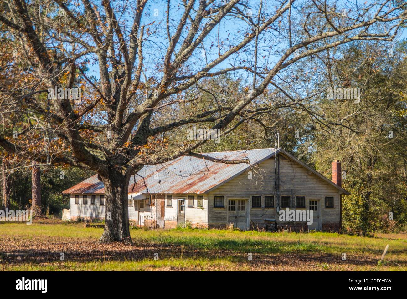 Old abandoned building in the rural south of Georgia corner view Stock ...