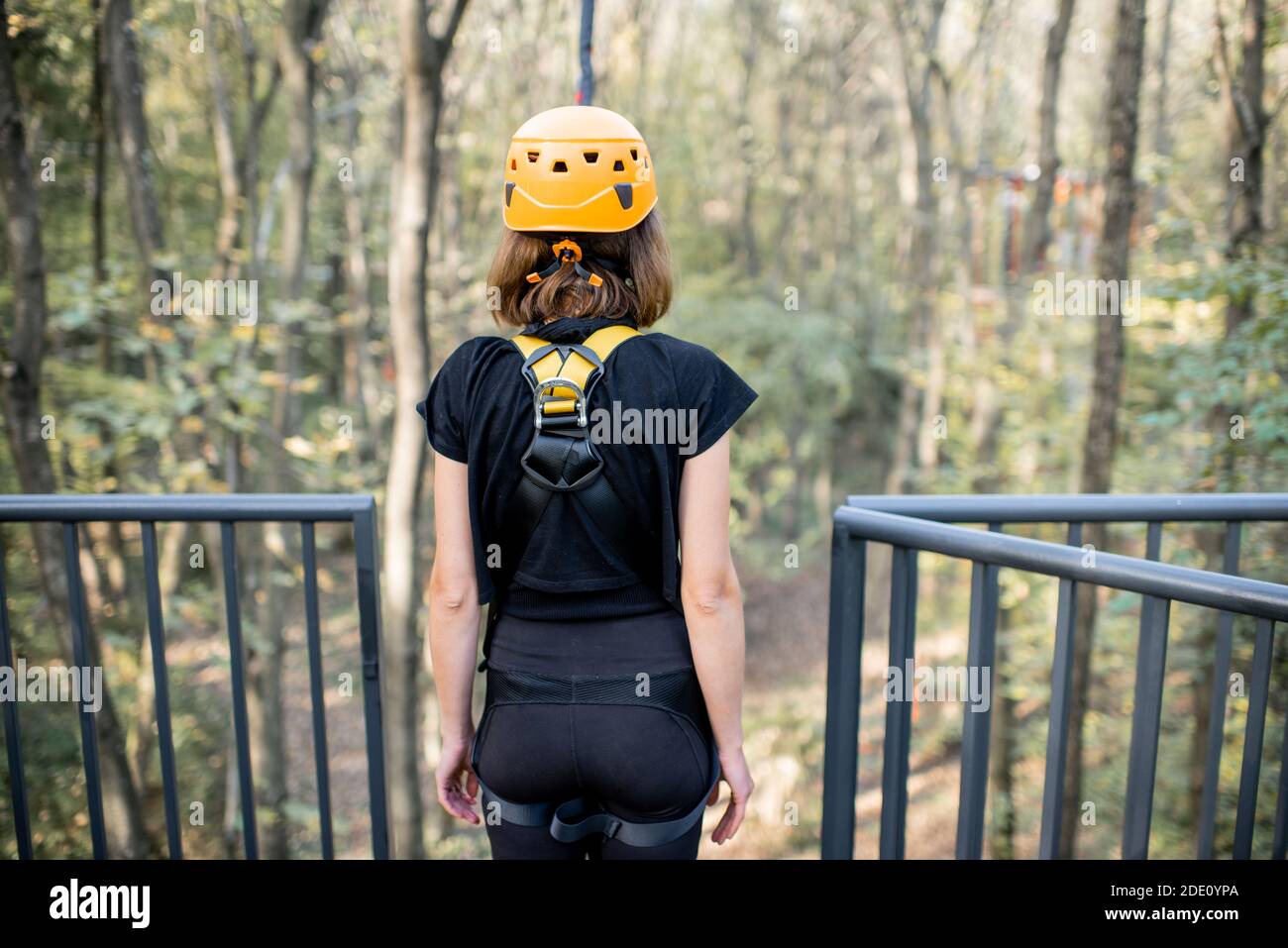 Bungee jump woman hi-res stock photography and images - Alamy