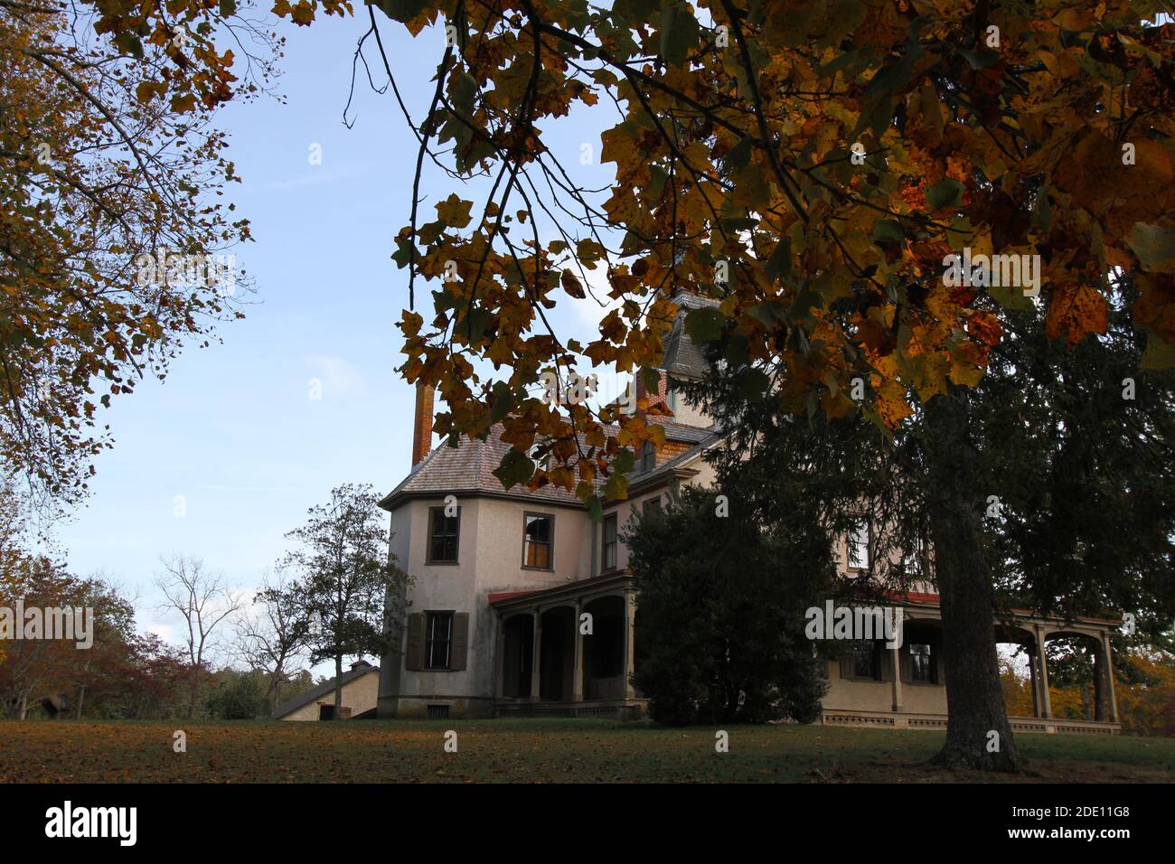 Old house during fall Stock Photo - Alamy