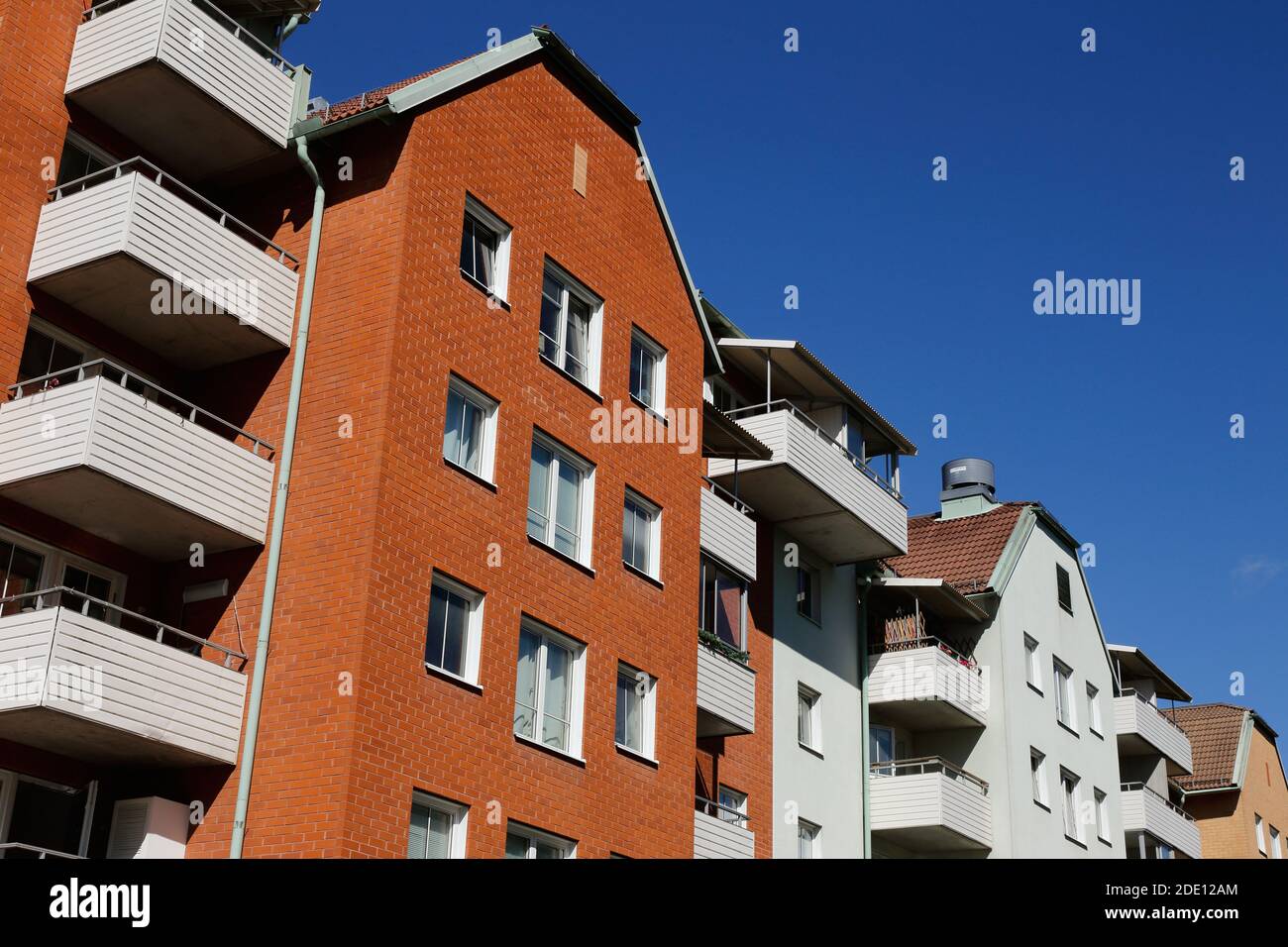 Constructed 1992 hi-res stock photography and images - Alamy