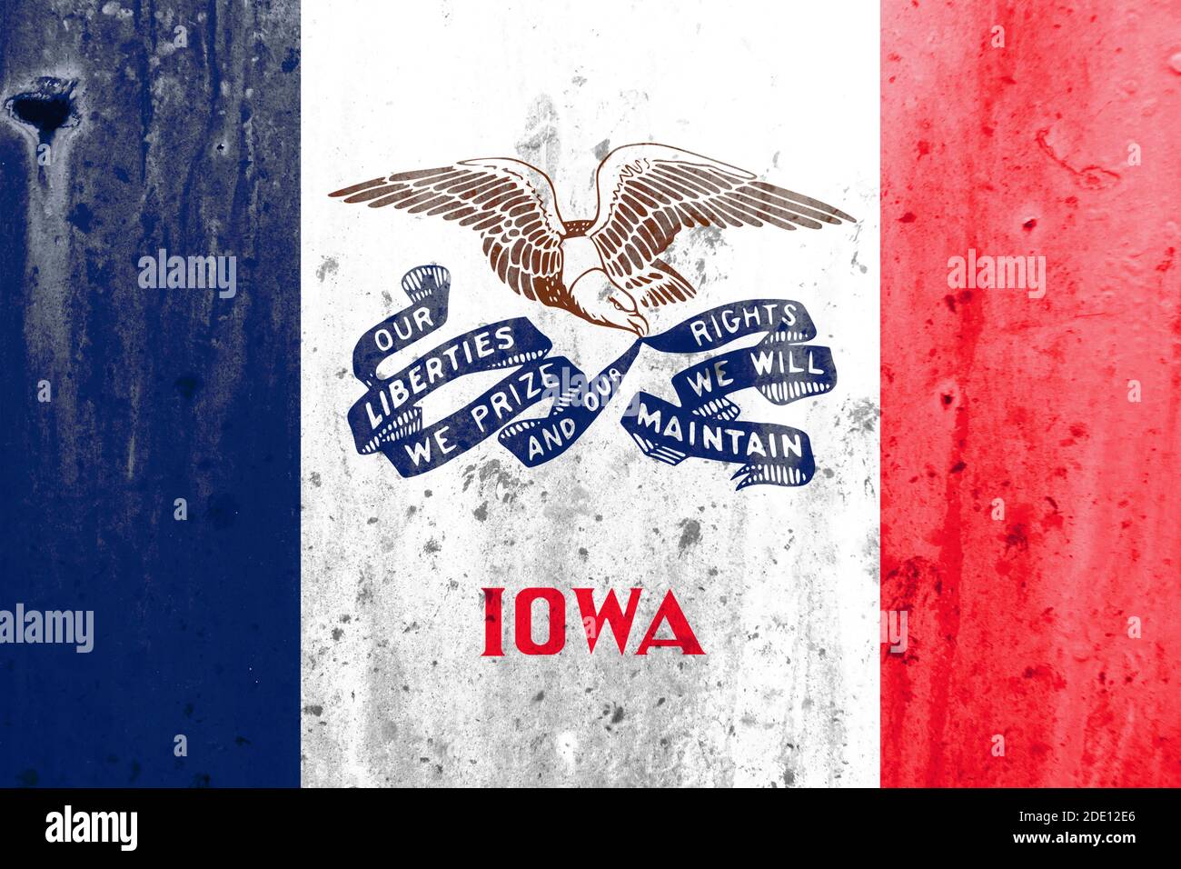 Iowa state grunge flag hi-res stock photography and images - Alamy