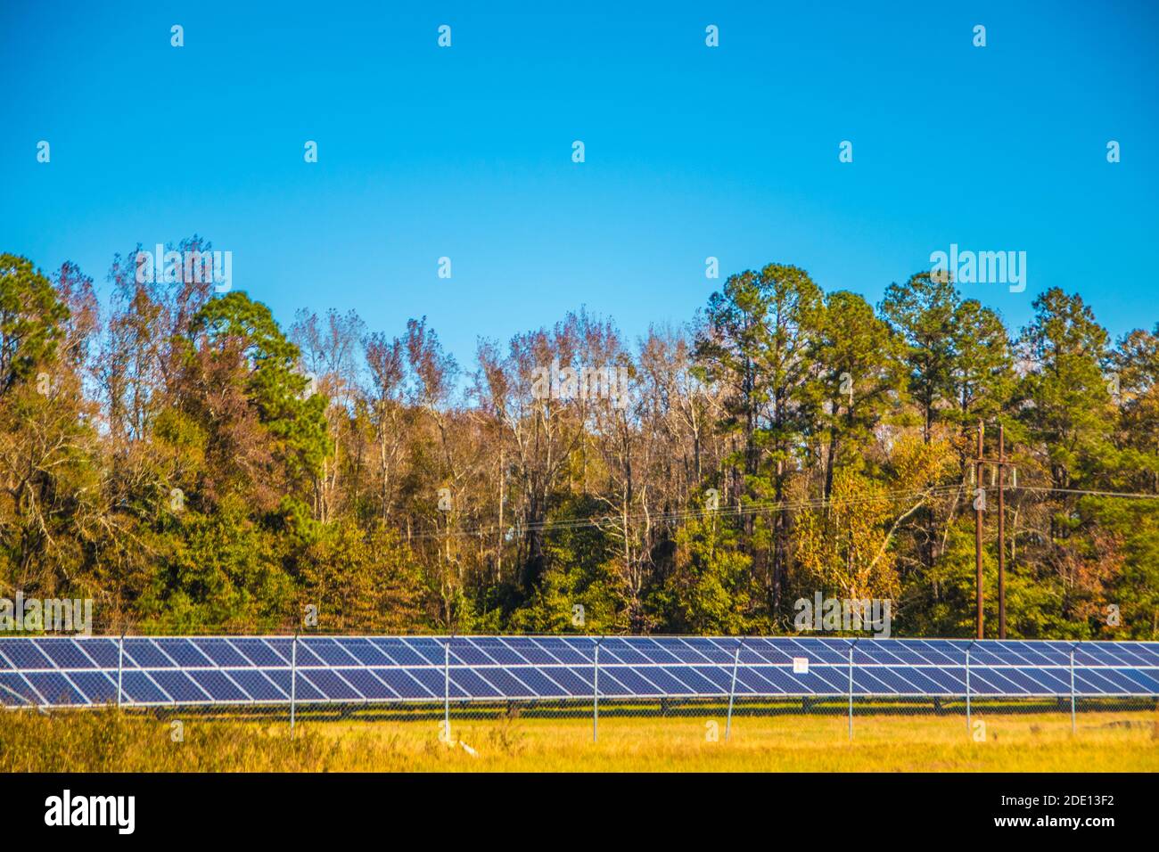 Wrens station hi-res stock photography and images - Alamy