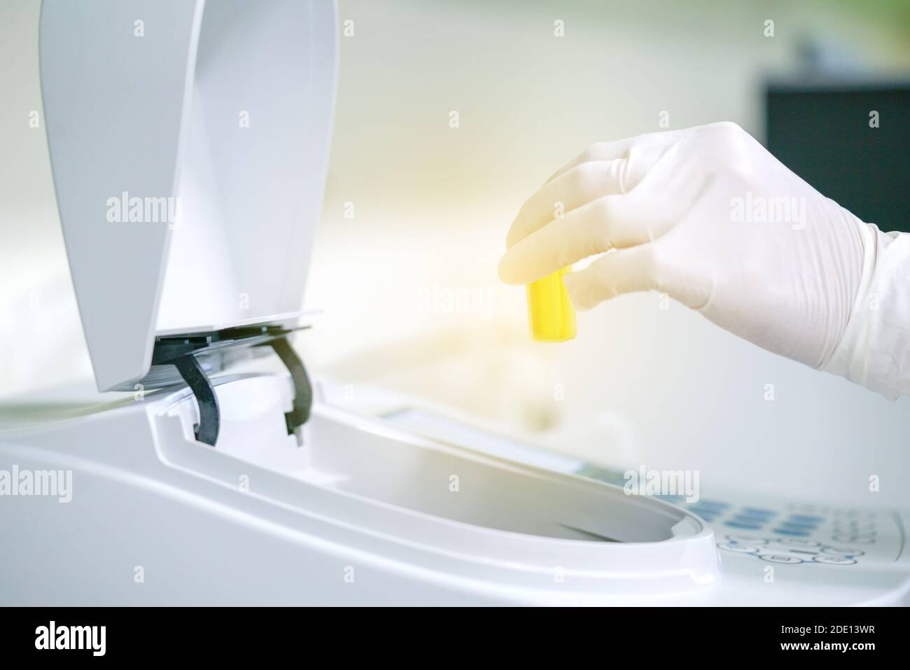 The spectrophotometer hi-res stock photography and images - Alamy