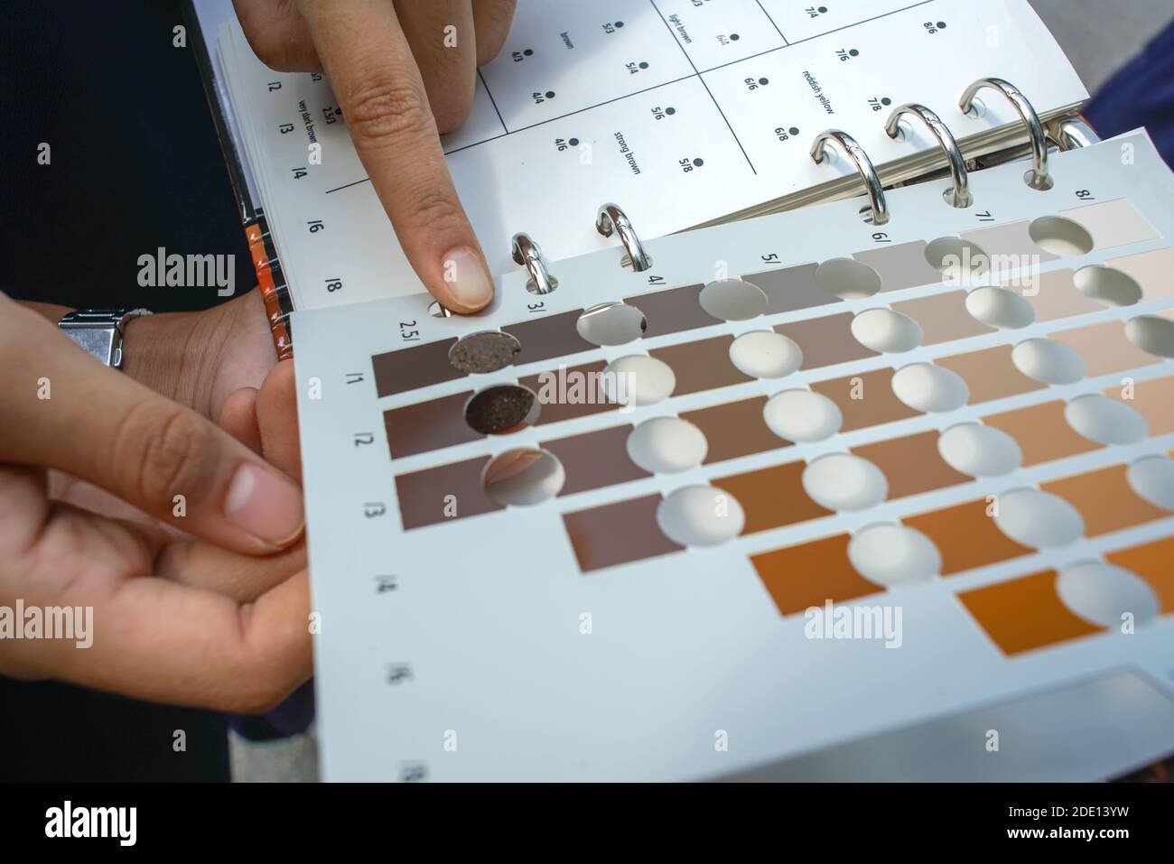 Colour color chart hi-res stock photography and images - Alamy