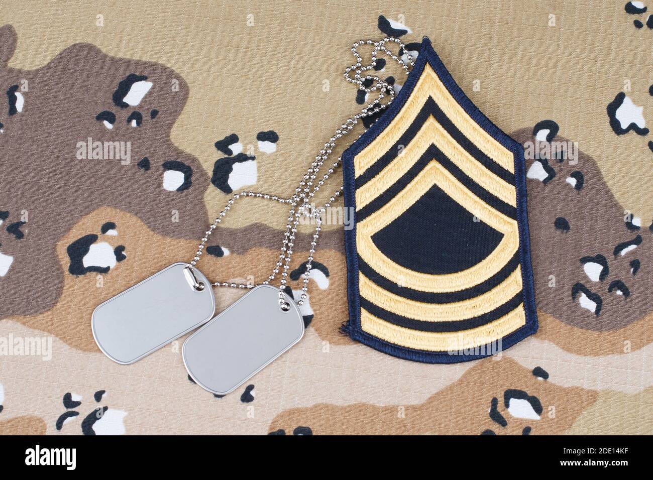 Desert battle dress uniform hi-res stock photography and images - Alamy