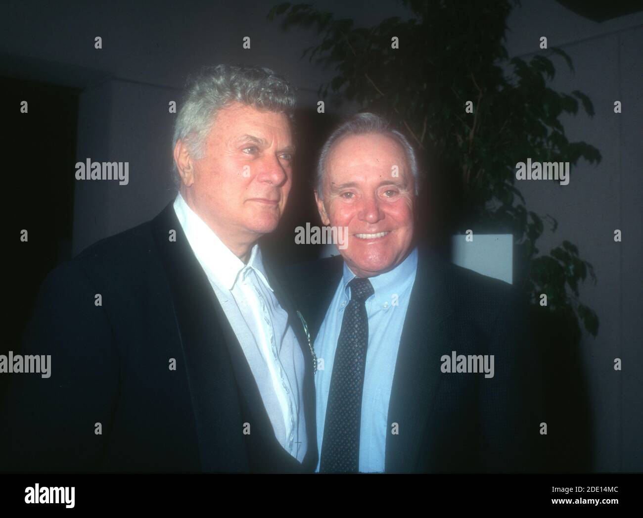 Los Angeles, California, USA 16th April 1996 Actor Tony Curtis and ...