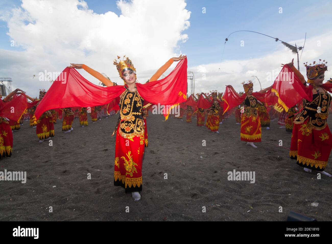 Gandrung dancer hi-res stock photography and images - Alamy