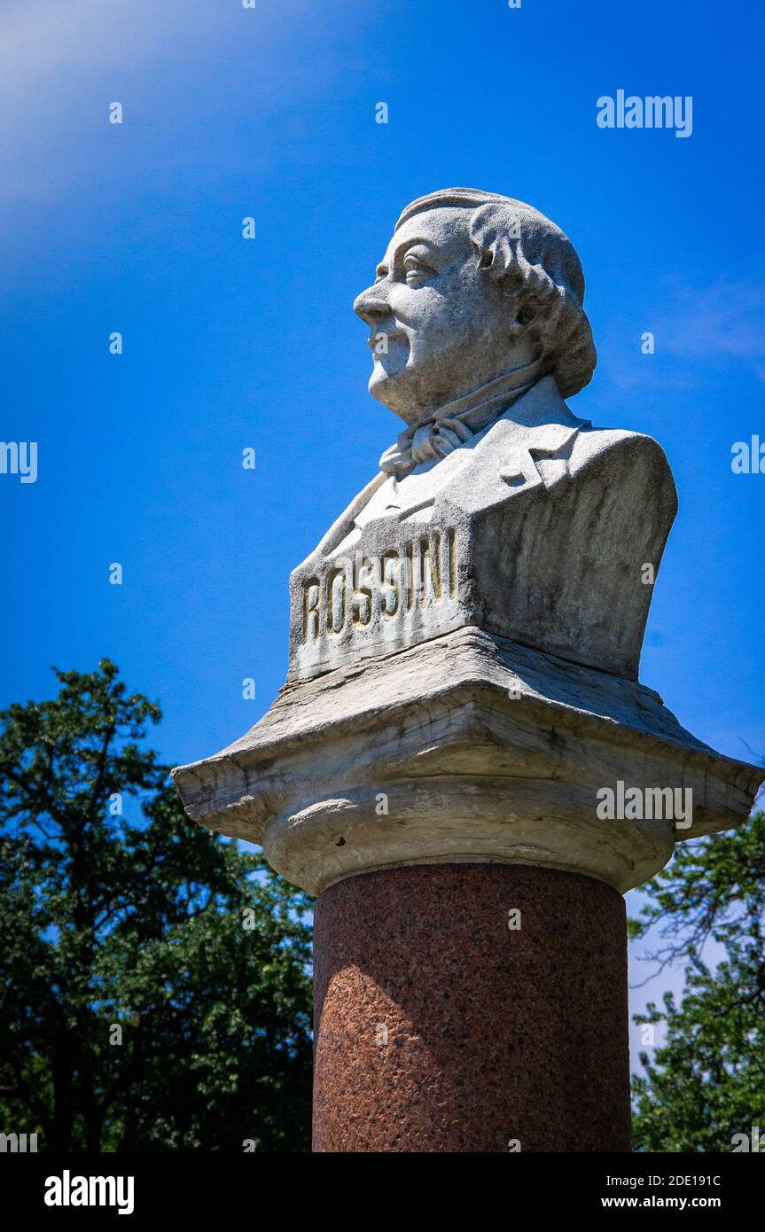 1800s italian marble sculpture hi-res stock photography and images - Alamy