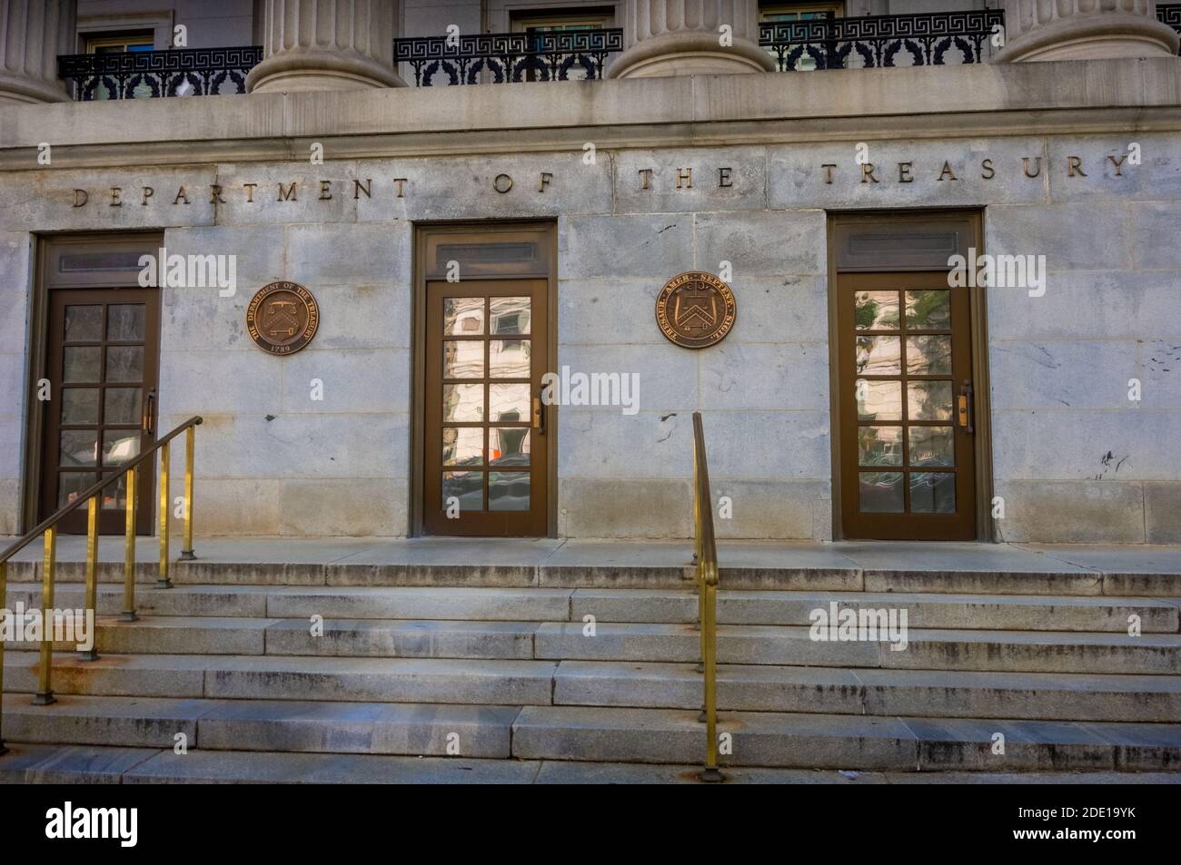 Treasury seal hi-res stock photography and images - Alamy