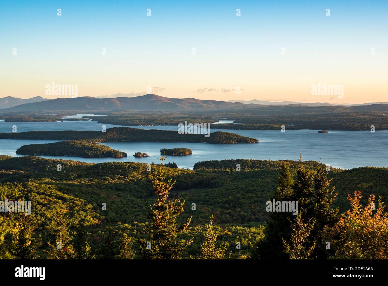 Lake winnipesaukee new hampshire hi-res stock photography and images ...