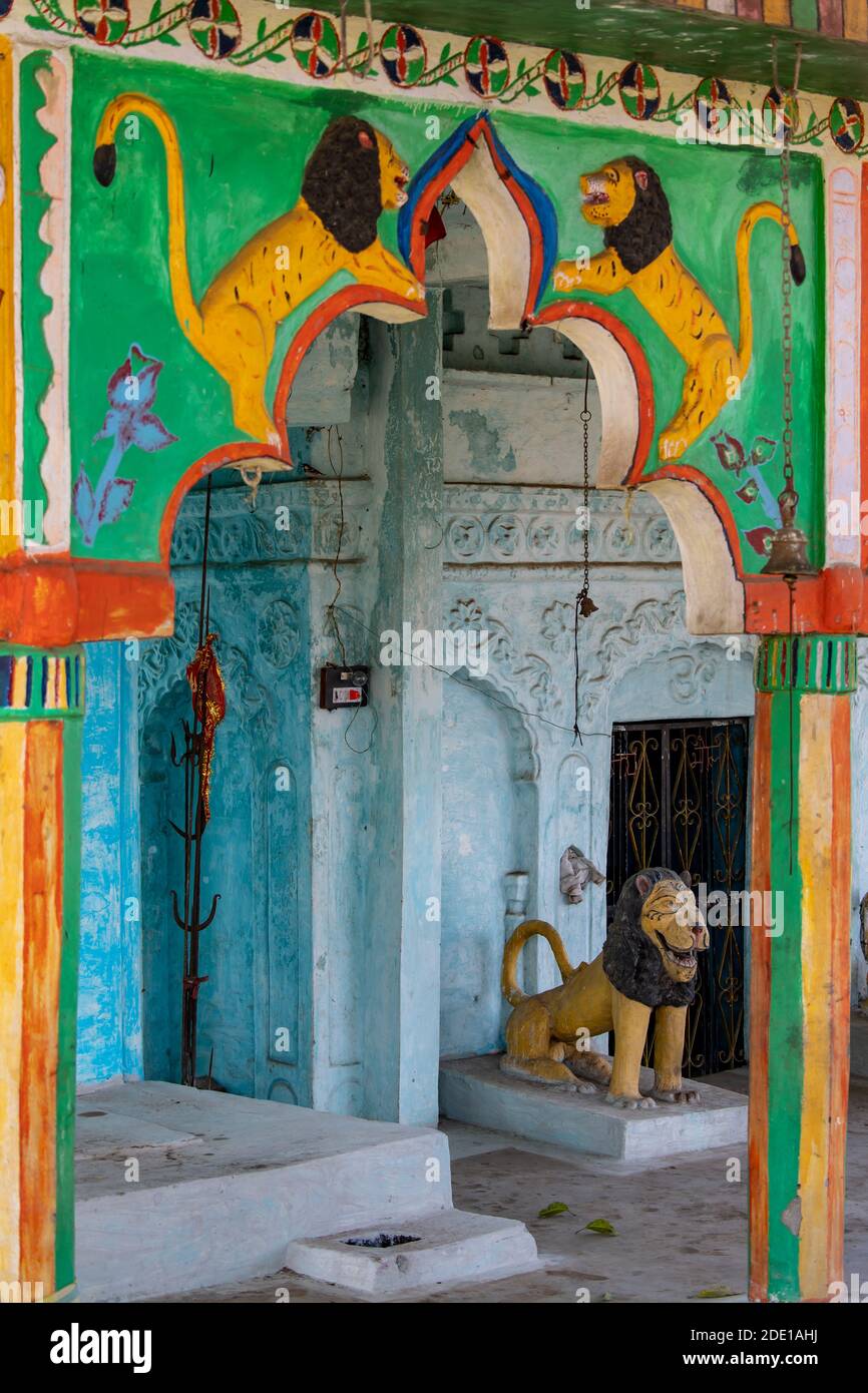 Brightly colored buildings dot the countryside of India Stock Photo - Alamy