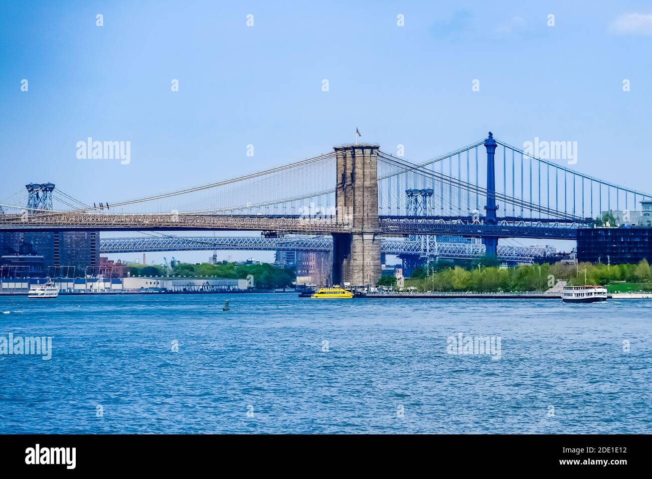 Brooklyn Bridge that connects Brooklyn and Manhattan. New York, USA ...