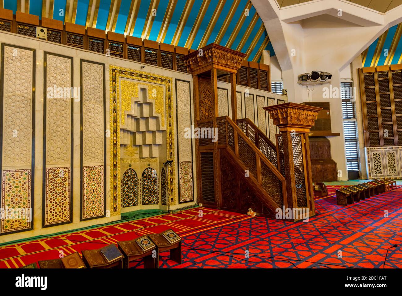 Jordanian carpet hi-res stock photography and images - Alamy