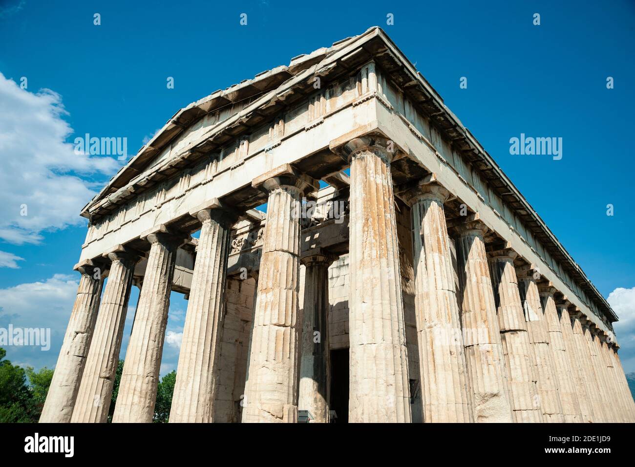 Temple of Hephaestus, god of fire, metal work and craftmanship, Athens ...