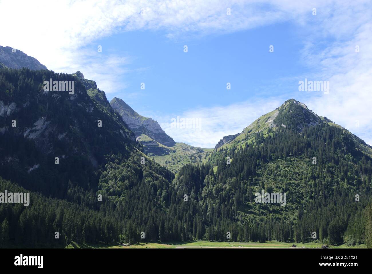 Foothill ranges hi-res stock photography and images - Alamy