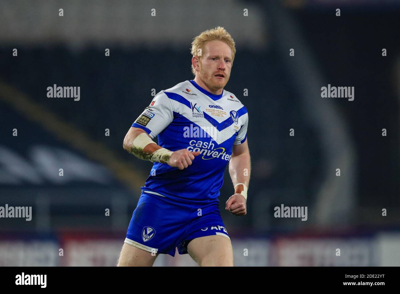 James Graham (32) of St Helens during the game Stock Photo - Alamy