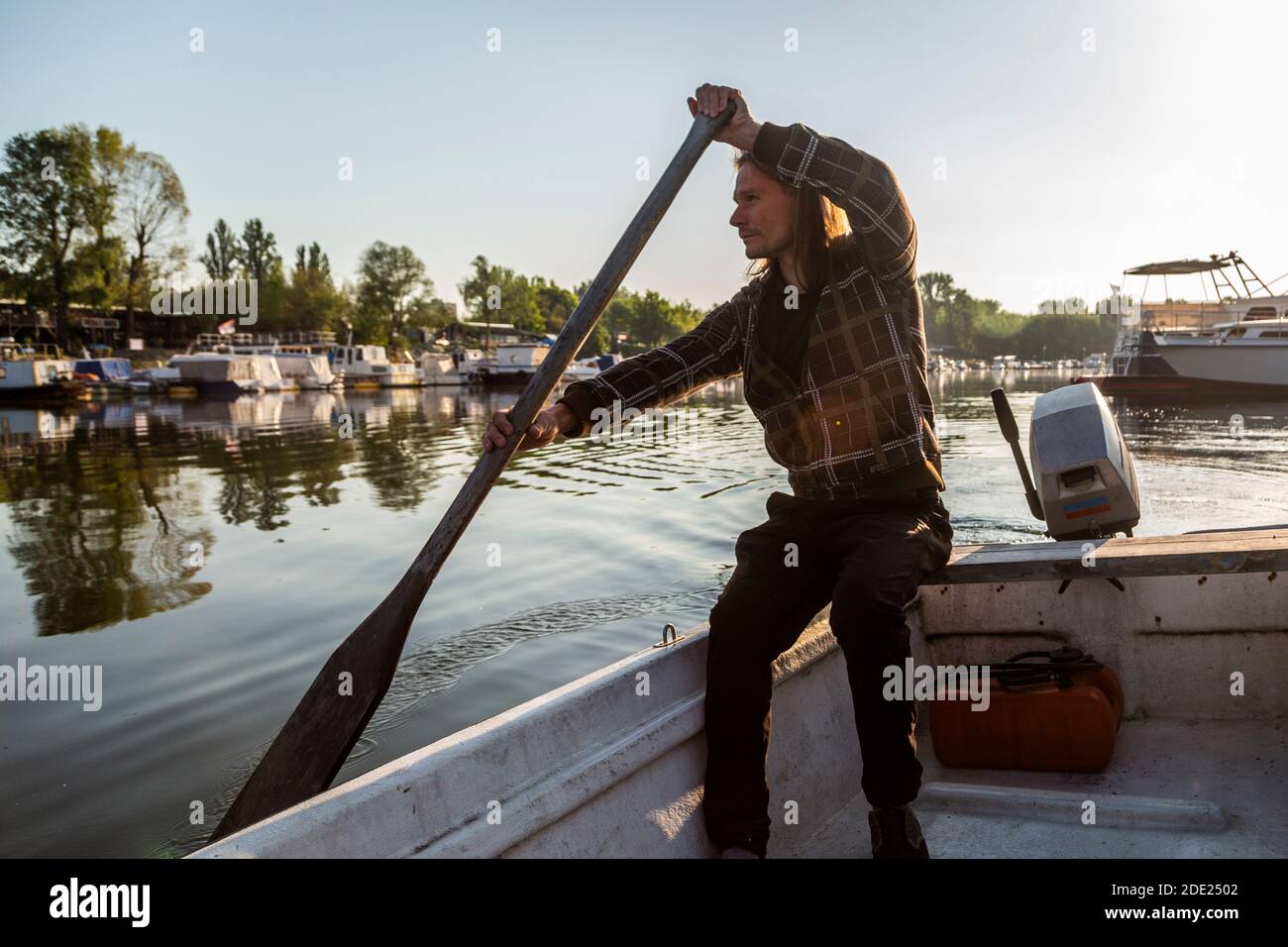 Rowing tank hi-res stock photography and images - Alamy